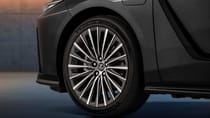 Confirmed: the swoopy eighth-gen Lexus ES is coming to the UK in 2026 ...