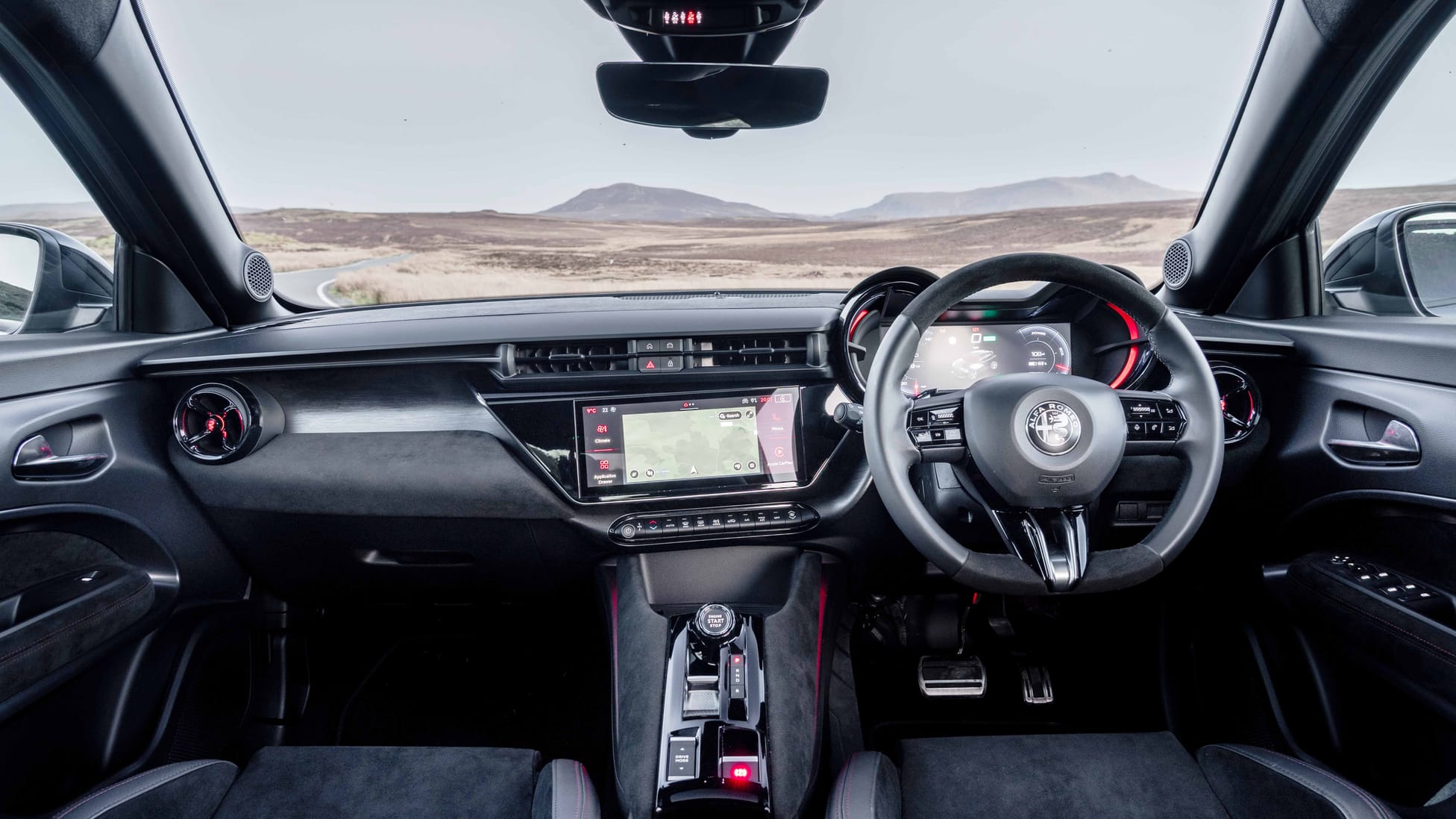 Alfa Romeo Junior Interior Layout & Technology | Top Gear