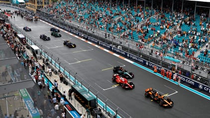 Lego’s built 10 functioning F1 cars for the Miami Grand Prix* | Top Gear