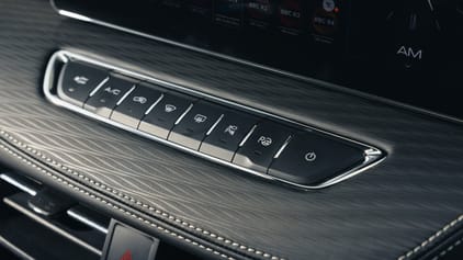 GWM Jolion Pro Interior Layout & Technology | Top Gear