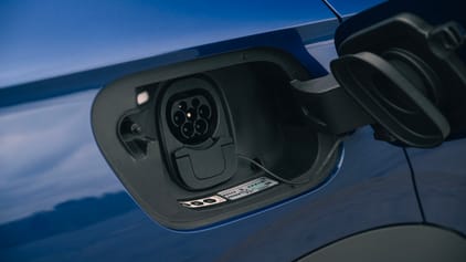 Volkswagen ID.4 Interior Layout & Technology | Top Gear