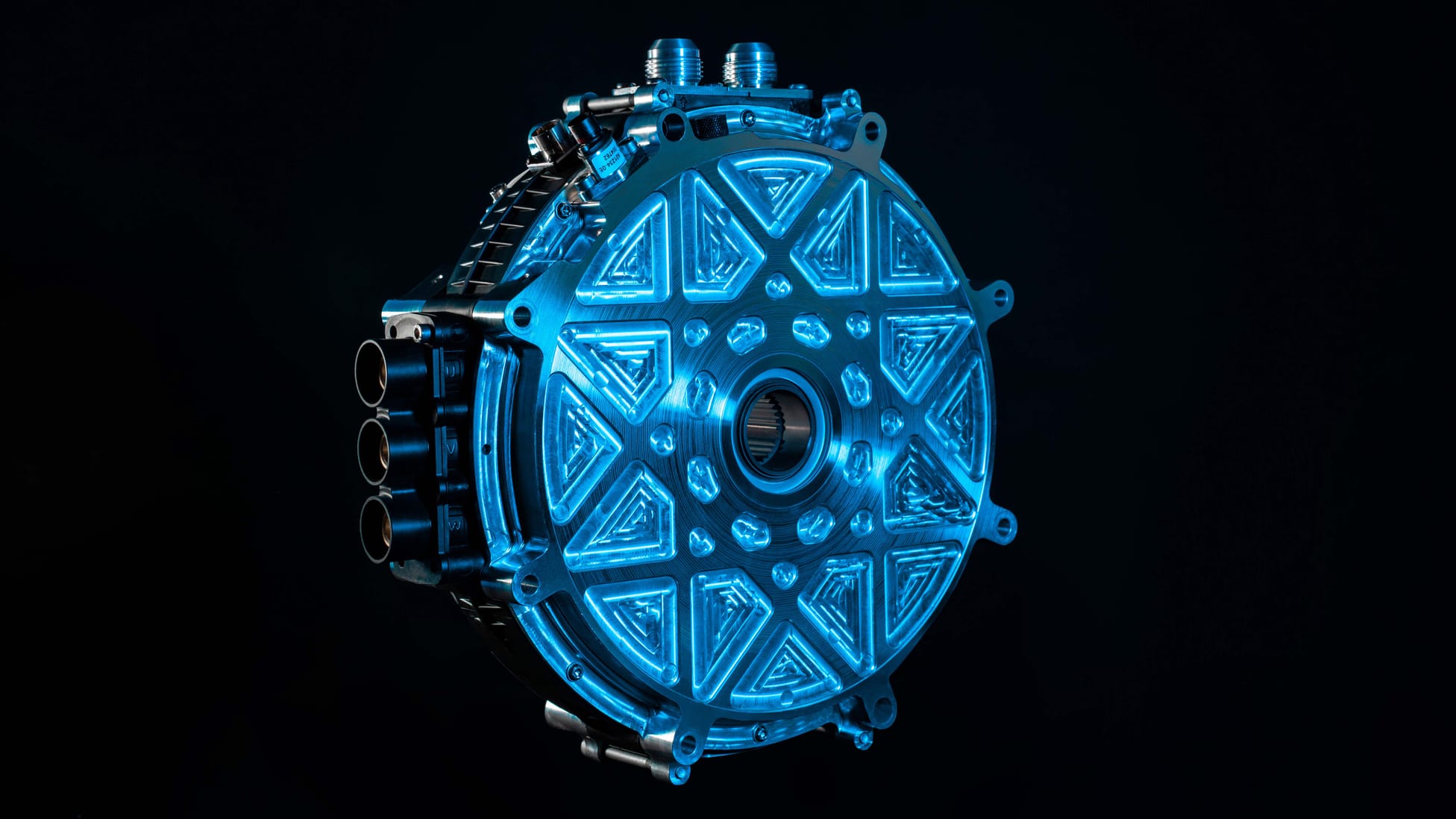 This British company’s about to give lighter, more powerful e-motor ...