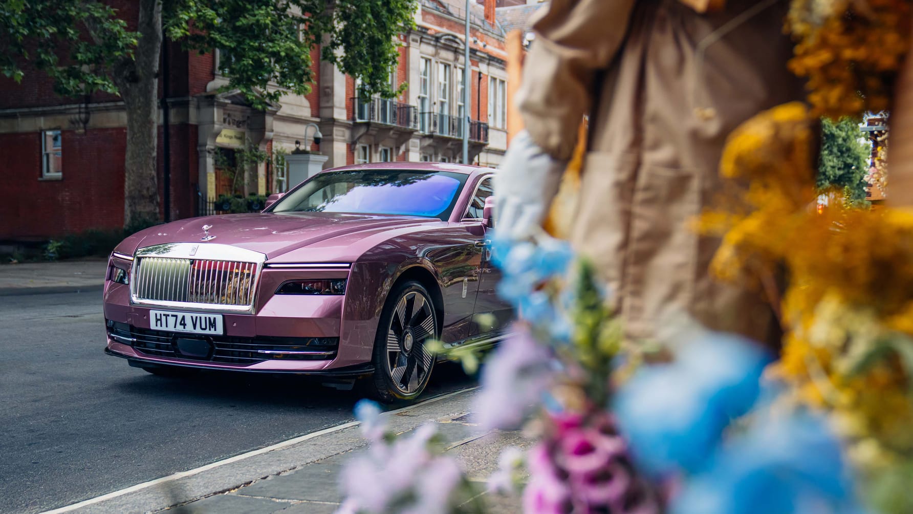 This wonderfully pink Rolls-Royce Spectre is here to celebrate the ...