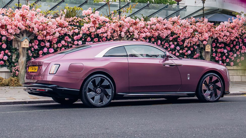 This wonderfully pink Rolls-Royce Spectre is here to celebrate the ...