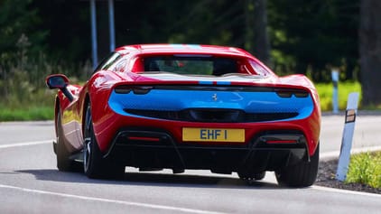 Ferrari will retro-fit its spoiled supercars with new steering wheel ...
