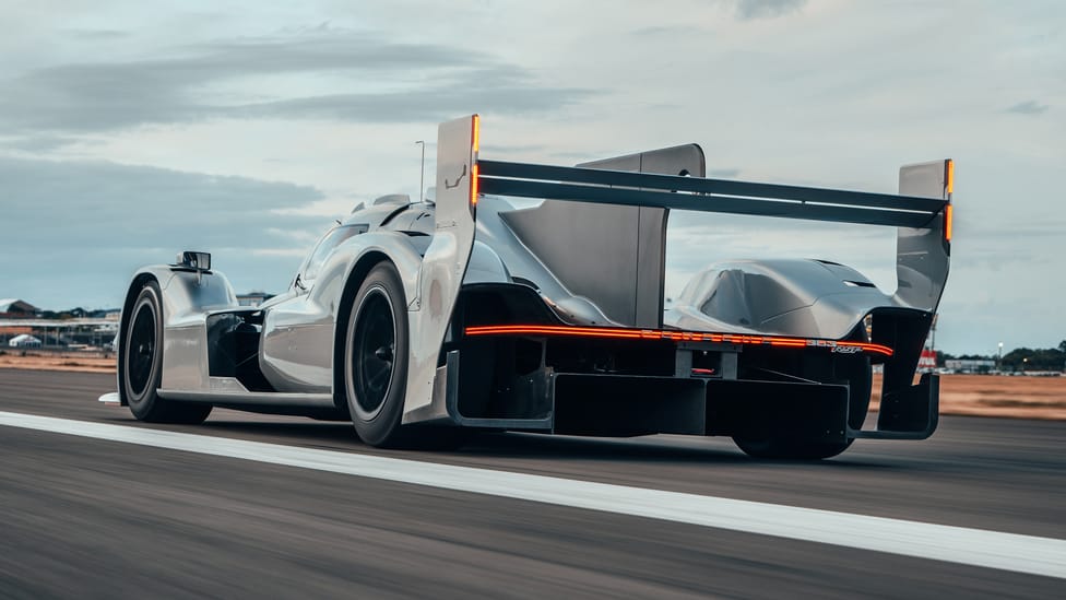 Porsche 963 RSP review: road legal Le Mans prototype driven! Reviews ...