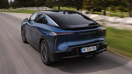 DS No 8 Review 2025 | Top Gear