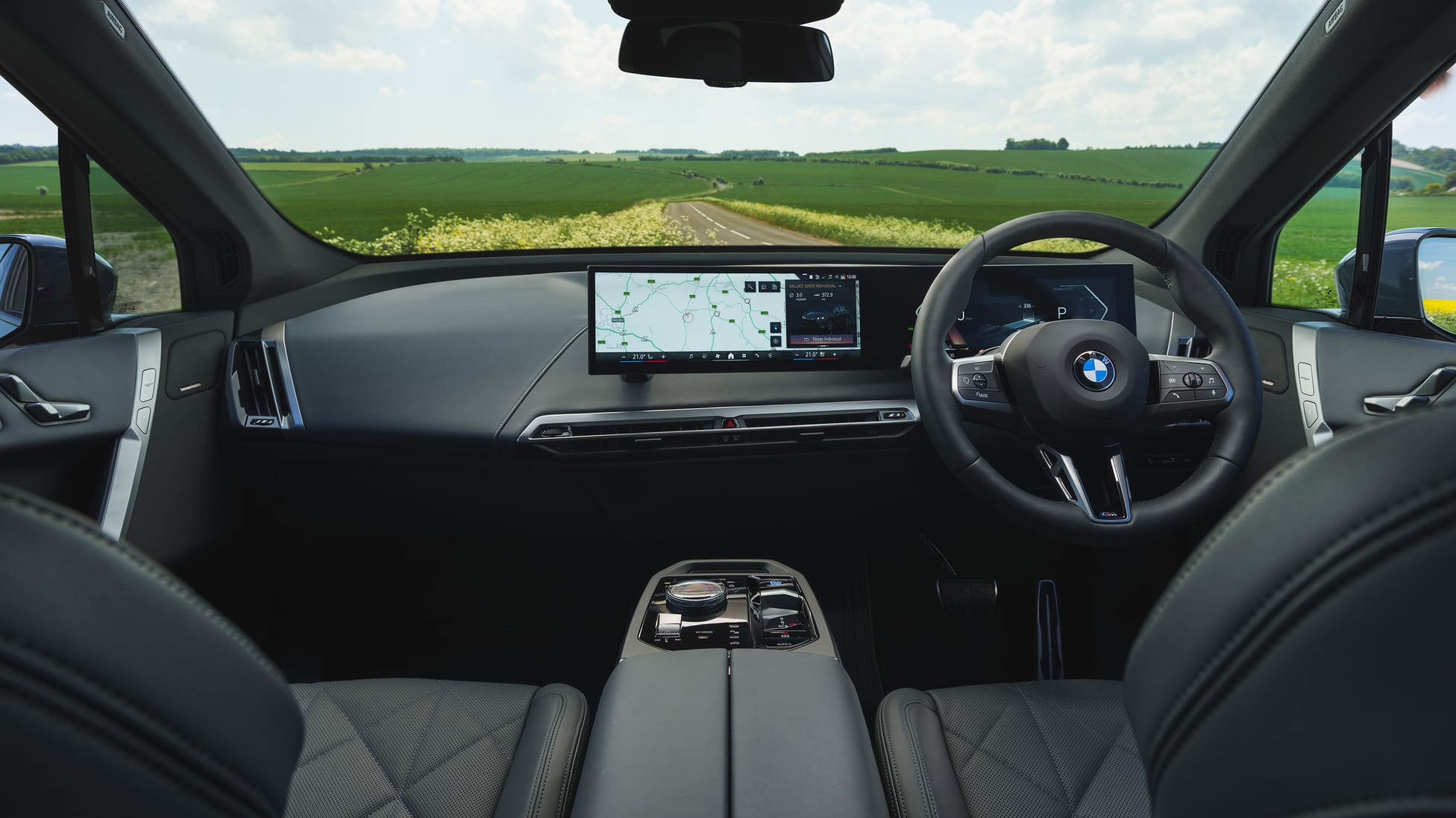 BMW iX Interior Layout & Technology | Top Gear