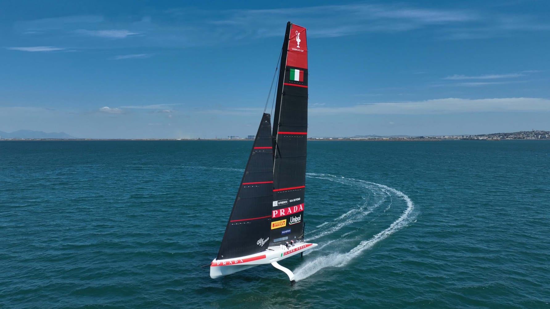 Alfa Romeo is going racing again… with a sailing boat | Top Gear
