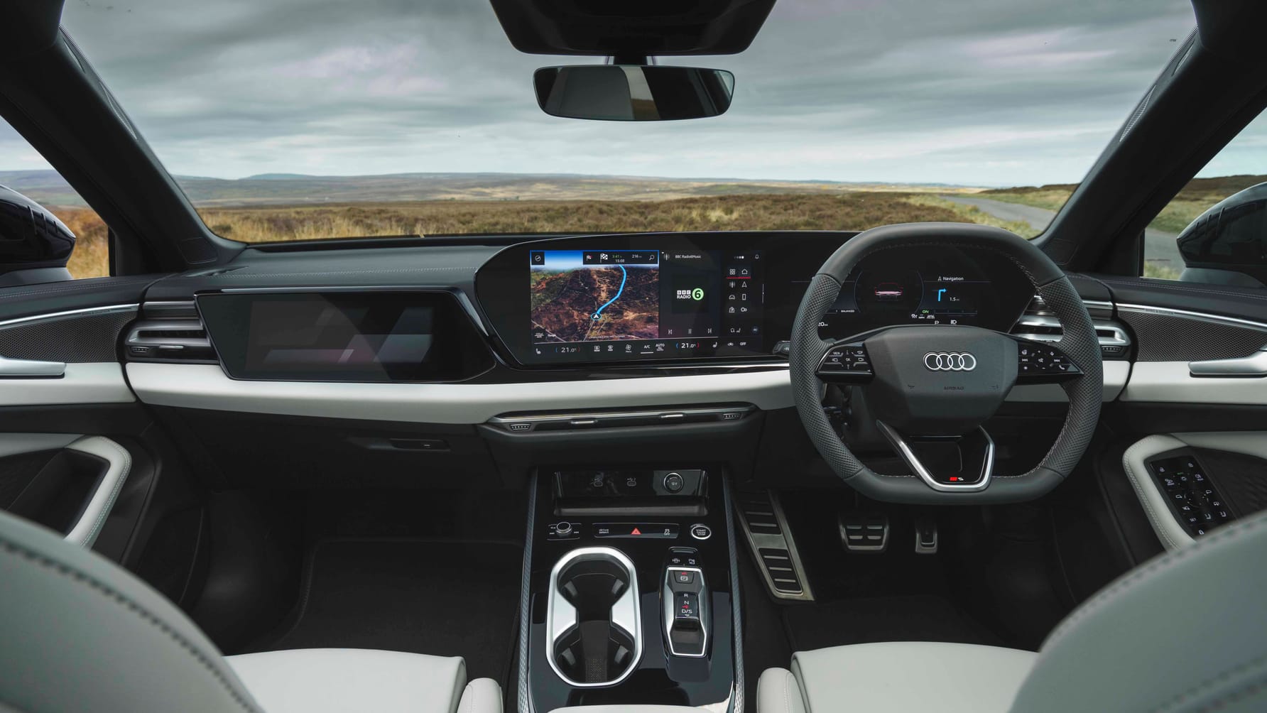 Audi A6 Interior Layout & Technology | Top Gear