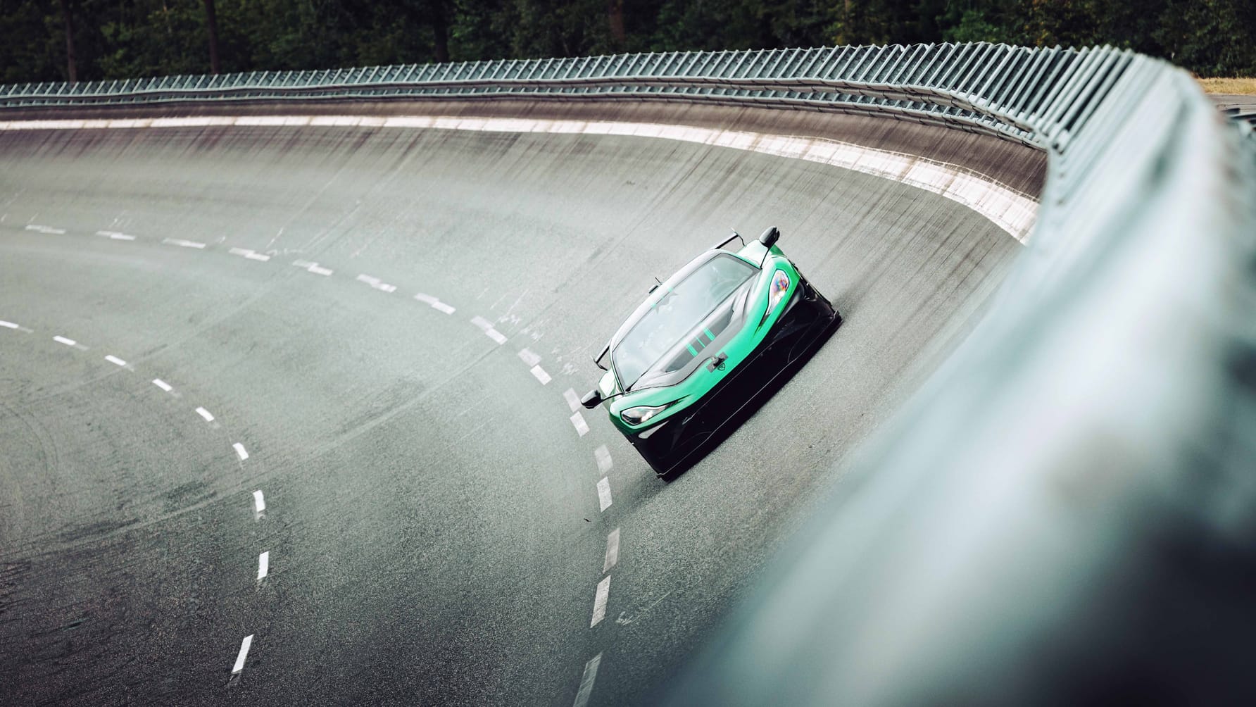 Your move, Koenigsegg: Rimac Nevera R smashes new 0-400-0kmh record ...