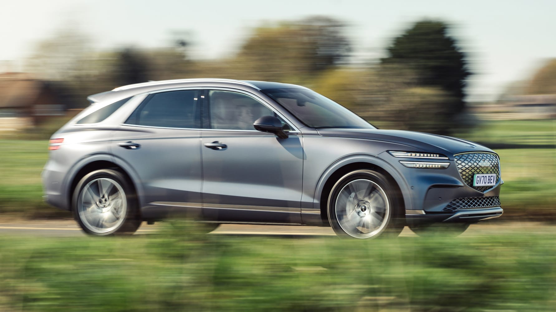 Genesis GV70 Electrified Interior Layout & Technology | Top Gear