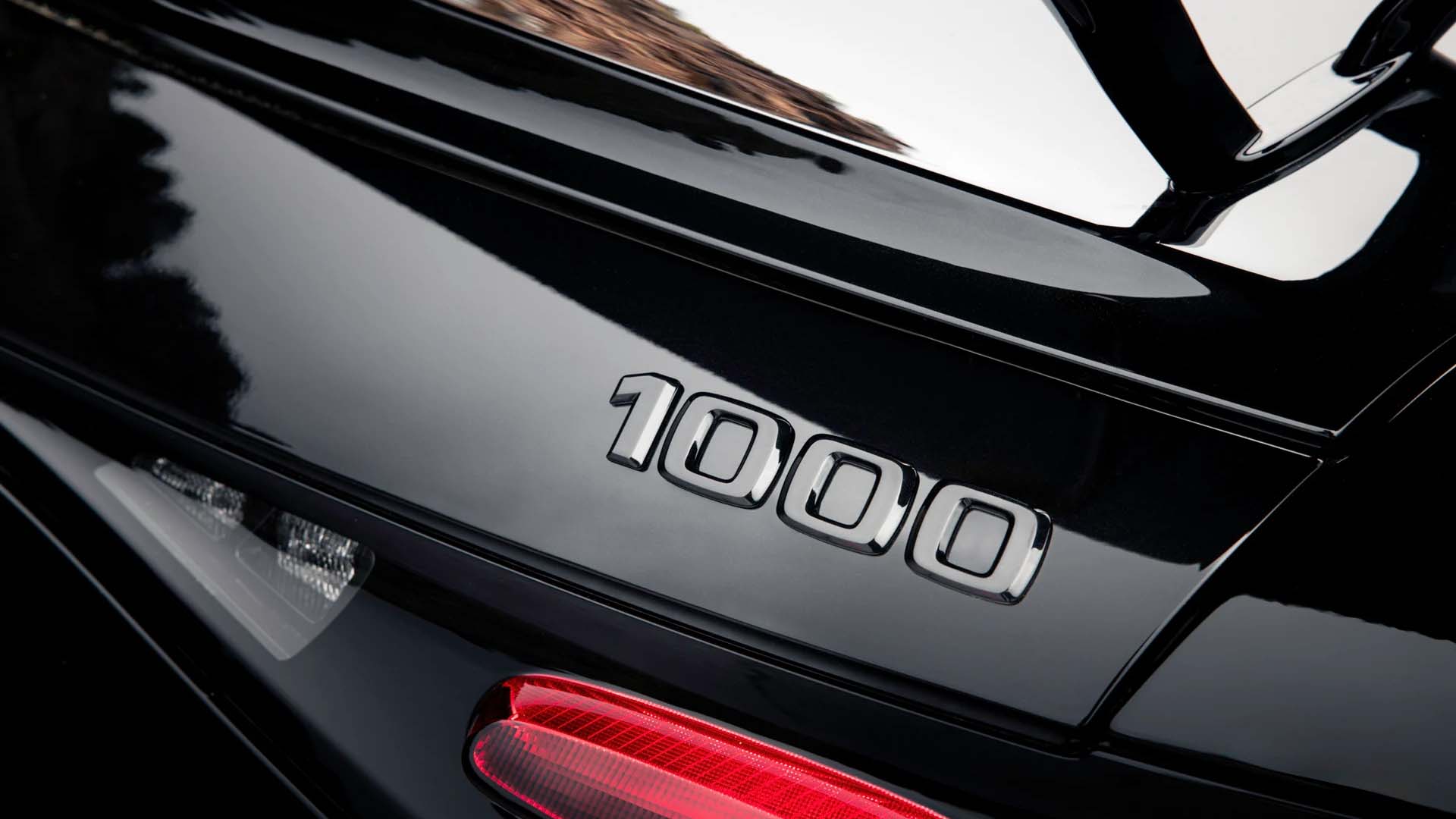 Eek! The new Brabus AMG GT 63 ‘1,000’ is quicker to 62mph than a ...