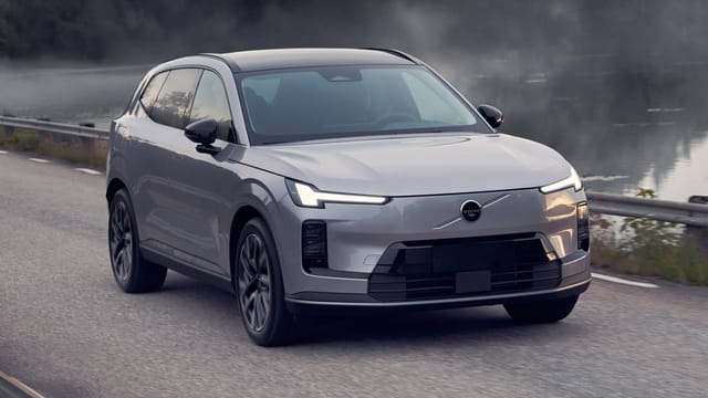 The new Volvo XC70 is a plug-in hybrid SUV that’ll do over 120 miles on ...