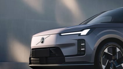 The new Volvo XC70 is a plug-in hybrid SUV that’ll do over 120 miles on ...