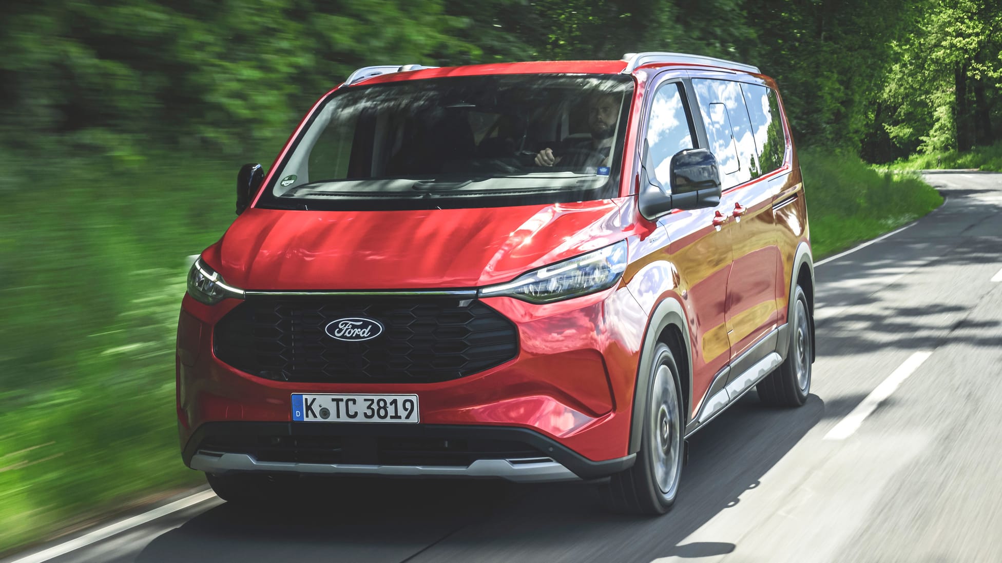 Ford Tourneo Custom Driving, Engines & Performance | Top Gear