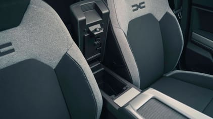 Dacia Bigster Interior Layout & Technology | Top Gear