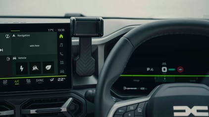 Dacia Bigster Interior Layout & Technology | Top Gear