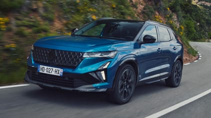 Renault Austral Interior Layout & Technology | Top Gear