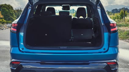 Renault Austral Interior Layout & Technology | Top Gear