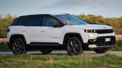 Jeep Compass Interior Layout & Technology | Top Gear