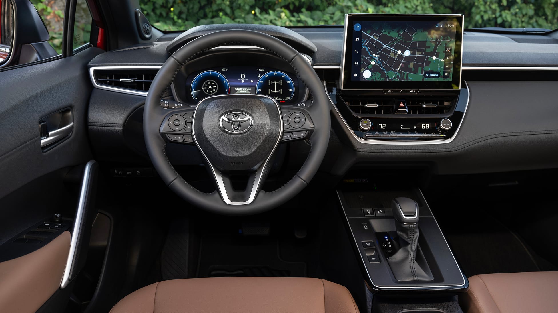 Toyota Corolla Cross (US) Driving, Engines & Performance | Top Gear