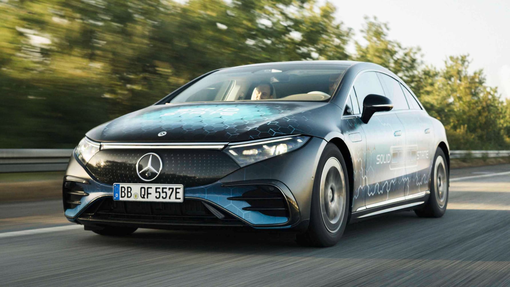 Mercedes used a solid-state battery car to (almost) break the EV range ...