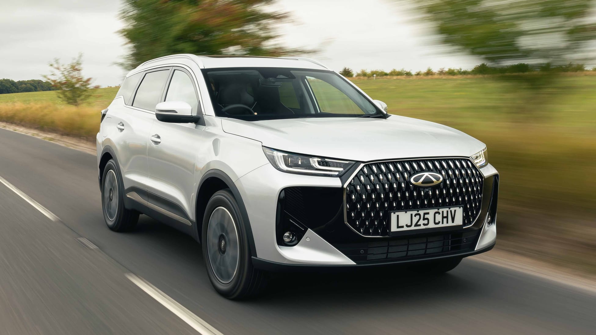 Chery Tiggo 7 Driving, Engines & Performance | Top Gear