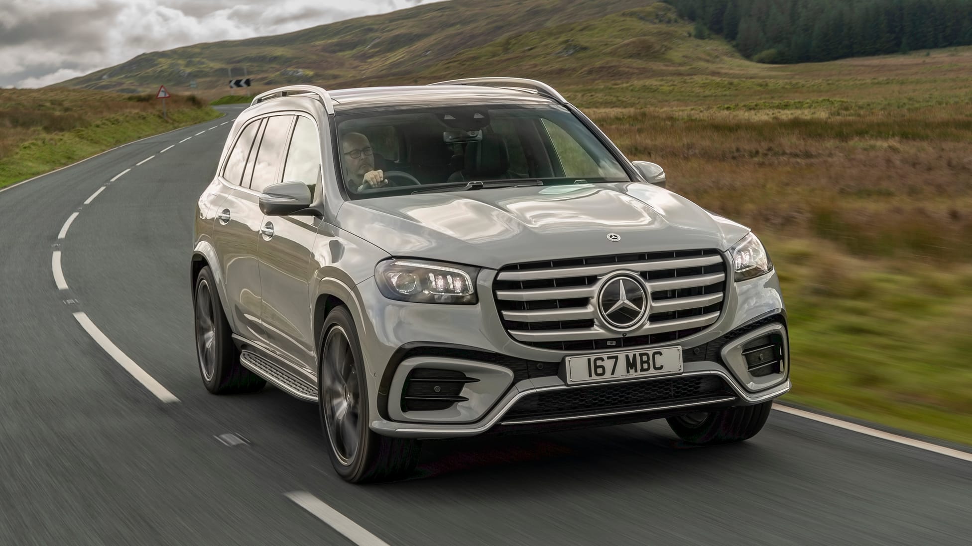 Mercedes-Benz GLS Interior Layout & Technology | Top Gear