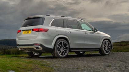 Mercedes-Benz GLS Interior Layout & Technology | Top Gear