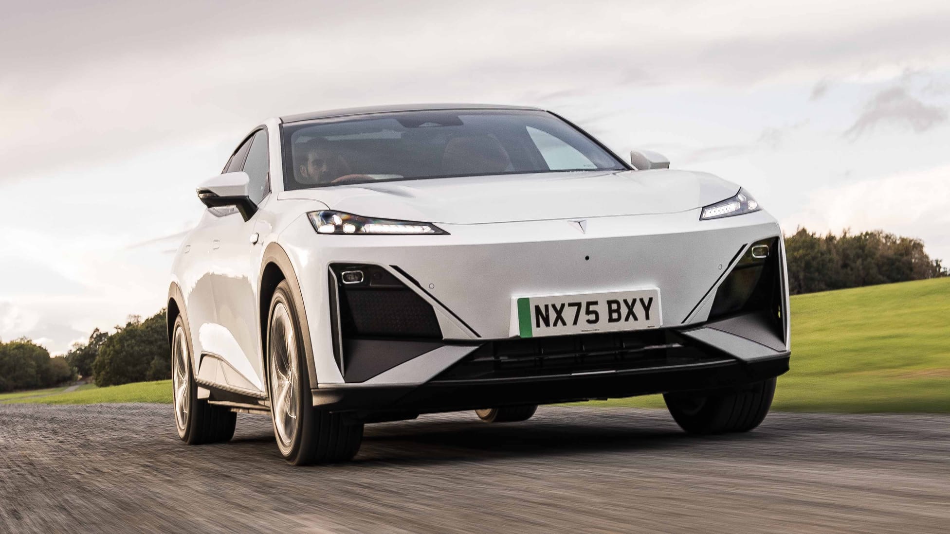 Changan Deepal S07 Driving, Engines & Performance | Top Gear