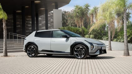 Kia EV4 Interior Layout & Technology | Top Gear