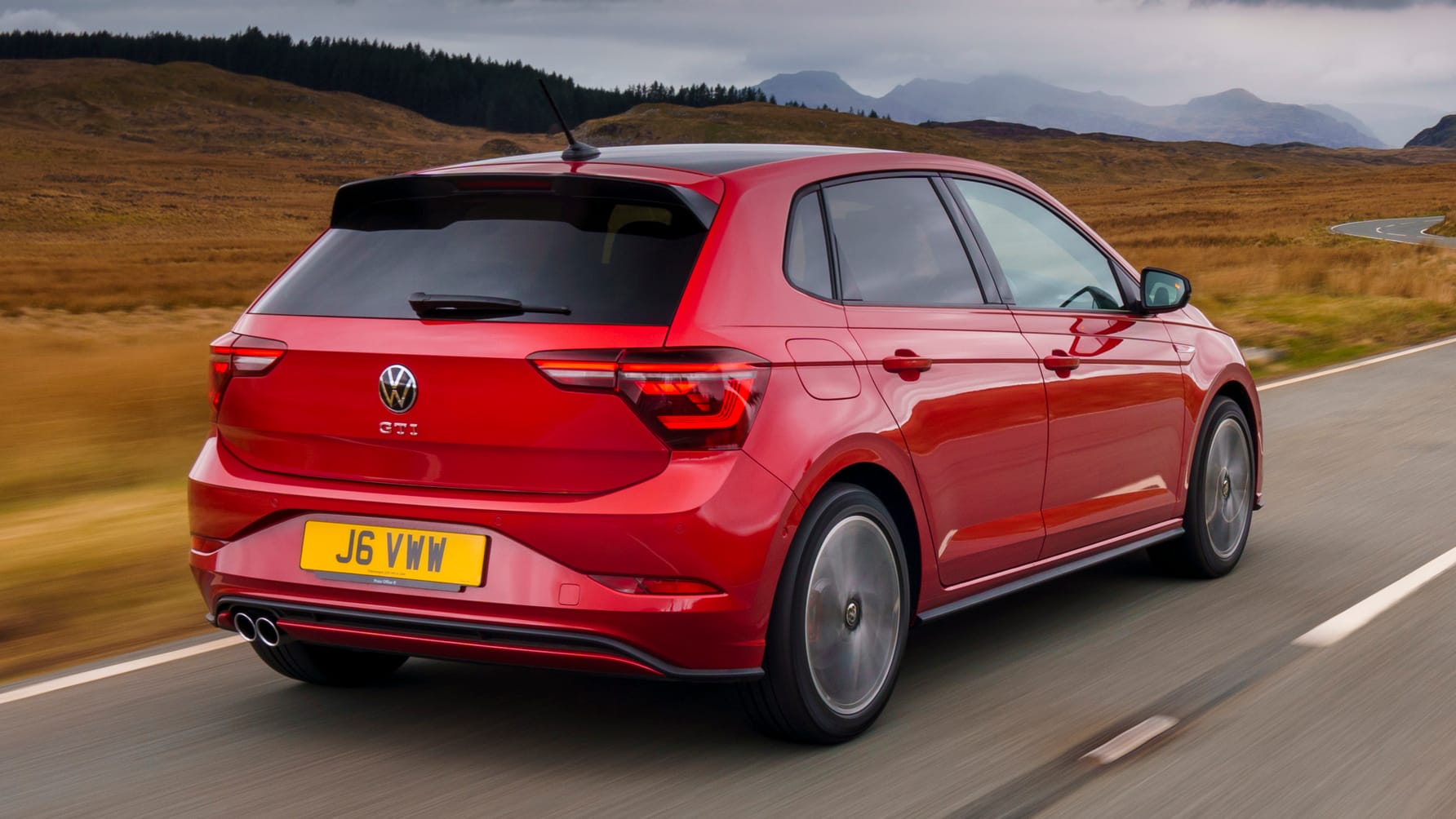 Volkswagen Polo GTI Interior Layout & Technology | Top Gear