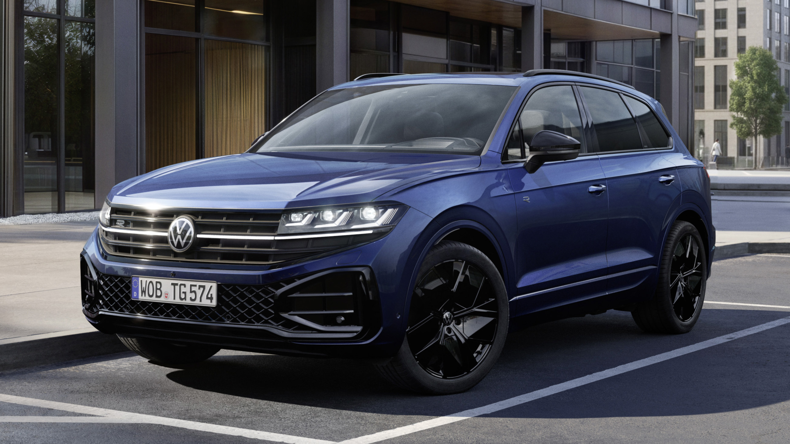 The Volkswagen Touareg is dying, and this is the FINAL EDITION | Top Gear