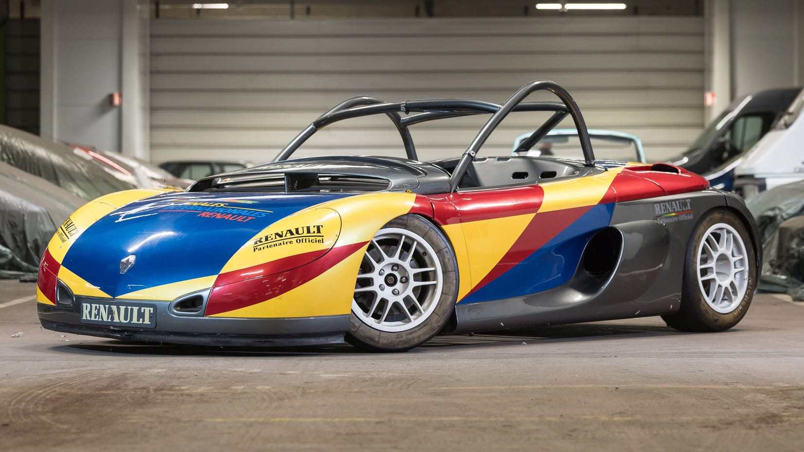 These are the 20 coolest (and strangest) cars from Renault's massive ...