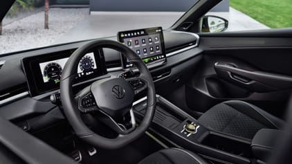 Volkswagen T-Roc Interior Layout & Technology | Top Gear