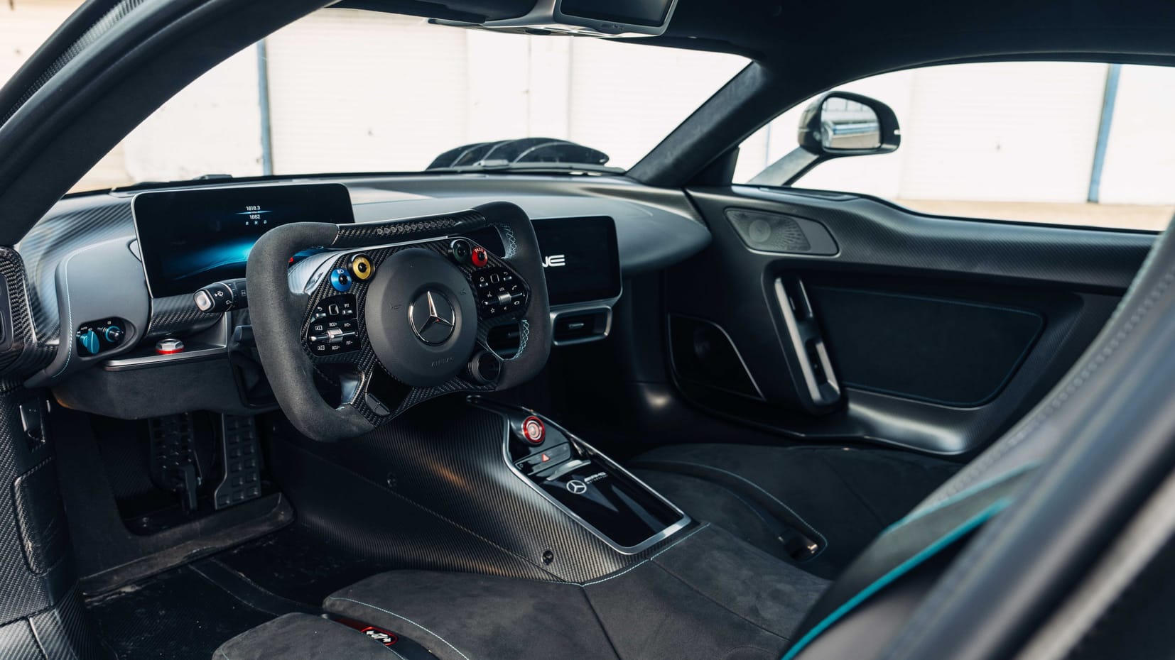 Mercedes-AMG One: all the stats and facts on the V6 F1 car for the road ...