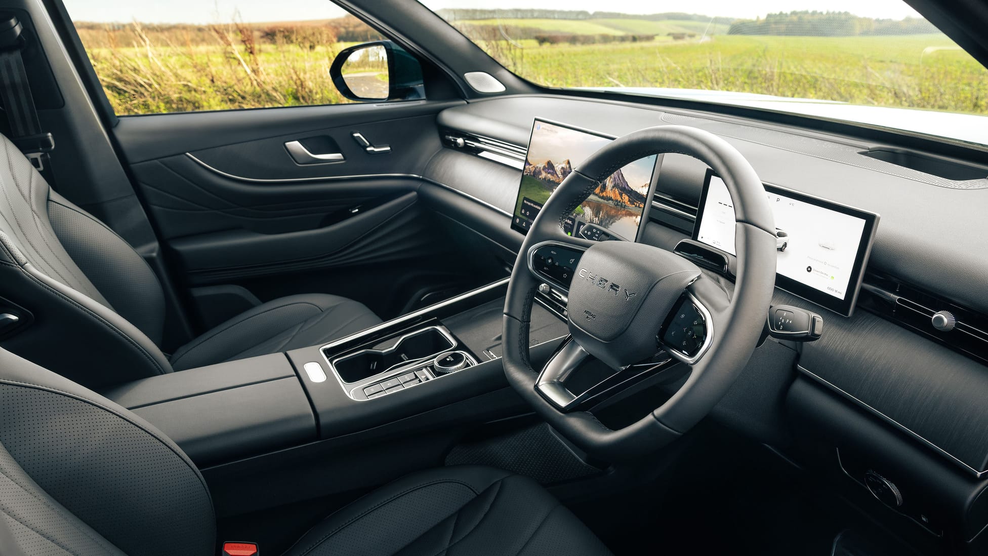 Chery Tiggo 9 Driving, Engines & Performance | Top Gear