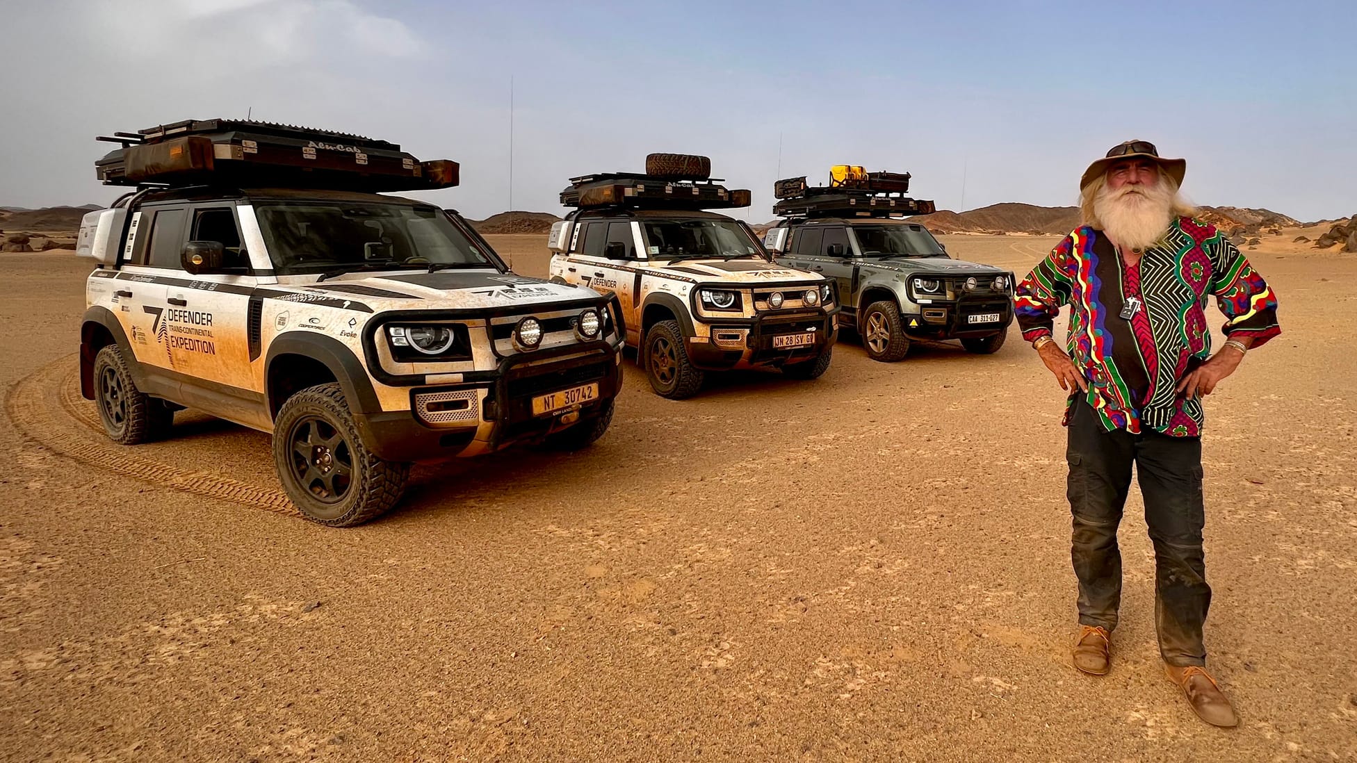 Here are 15 unusual ways to use a Land Rover Defender | Top Gear