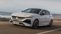 Peugeot 308 Interior Layout & Technology | Top Gear