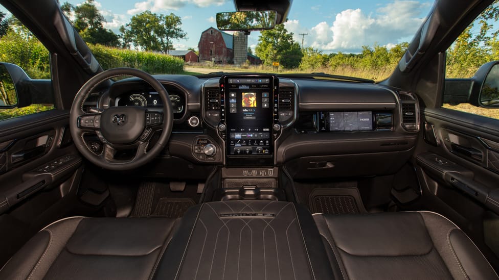 RAM 1500 (US) Interior Layout & Technology | Top Gear