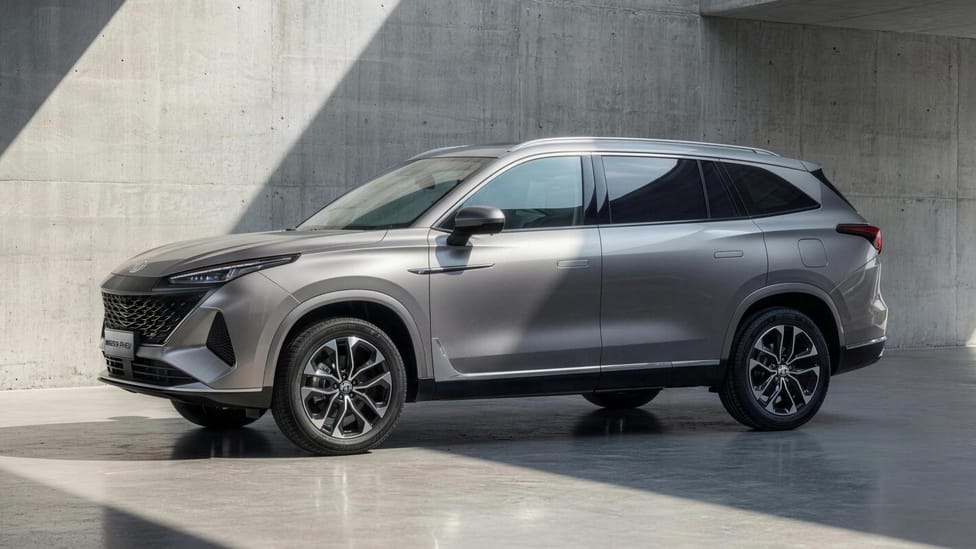 MG is bringing this seven-seat PHEV to the UK, and it’s cheap | Top Gear