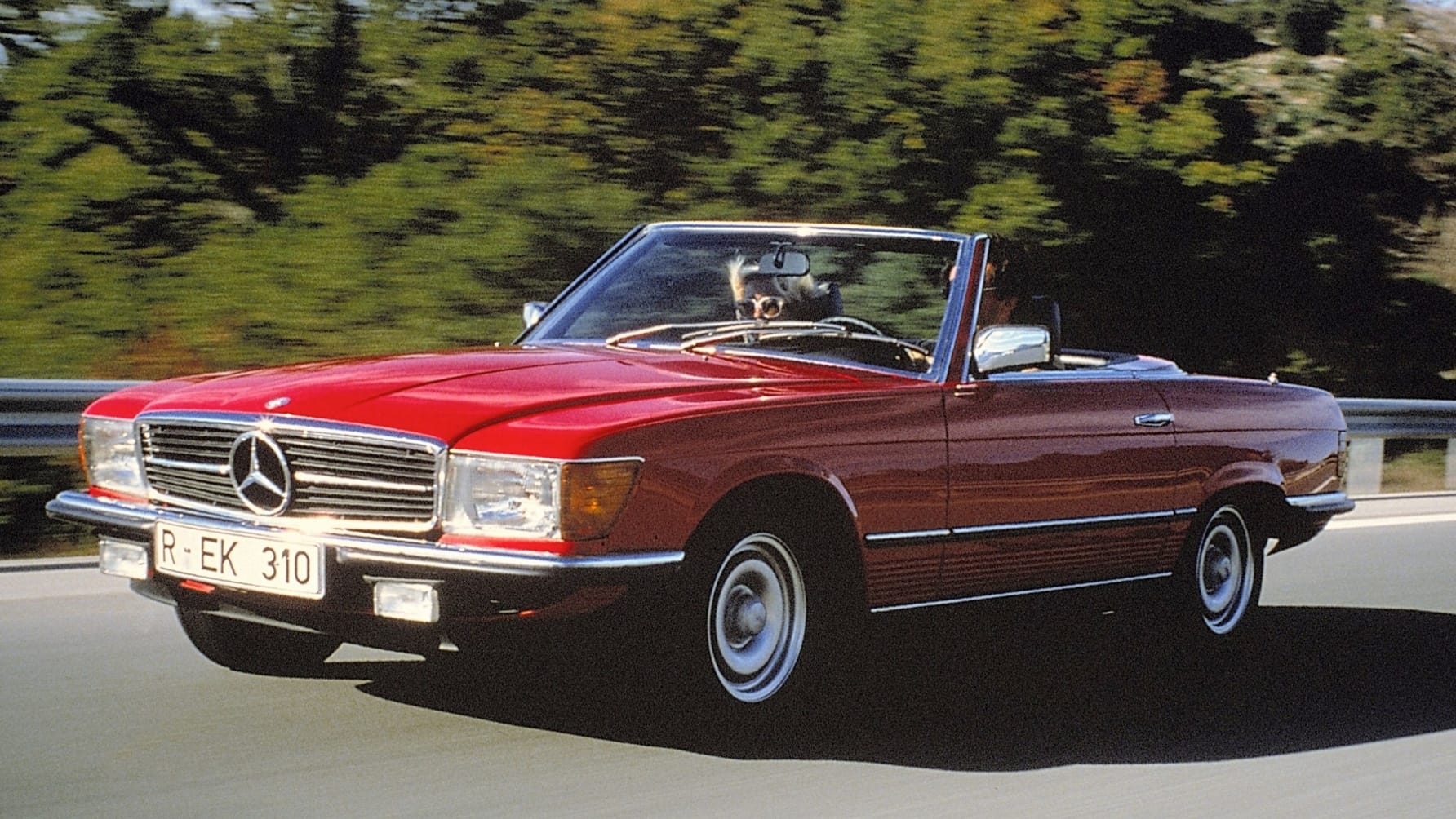 Mercedes-Benz SL (R107) review: straightforward, elegant, and brilliant ...