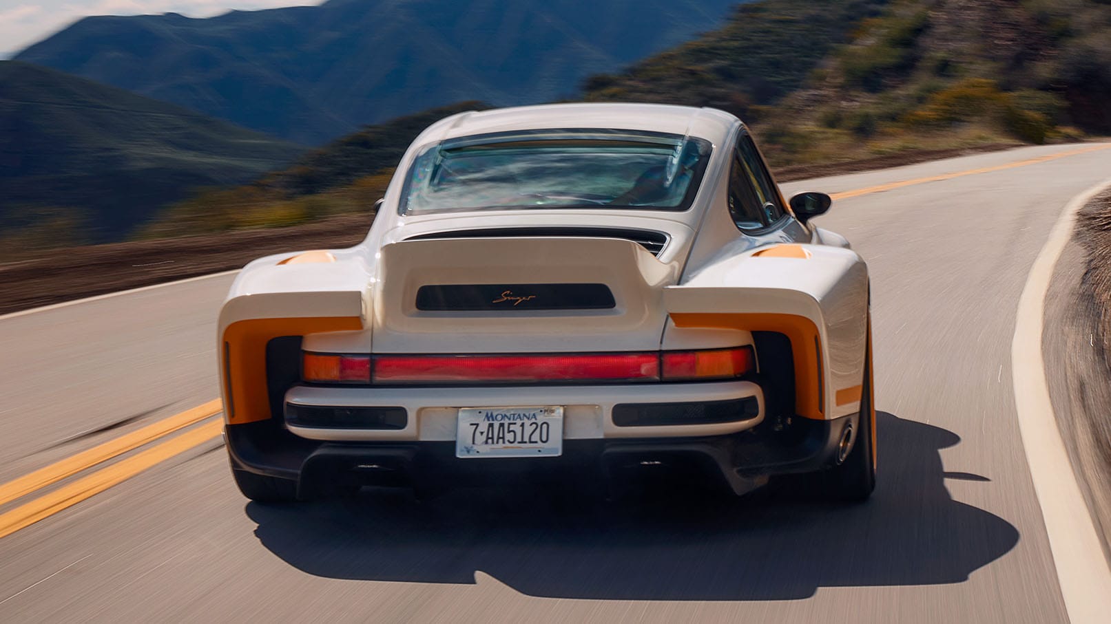 Singer's new DLS Turbo review: the wildest, wingiest reimagined 911 ...