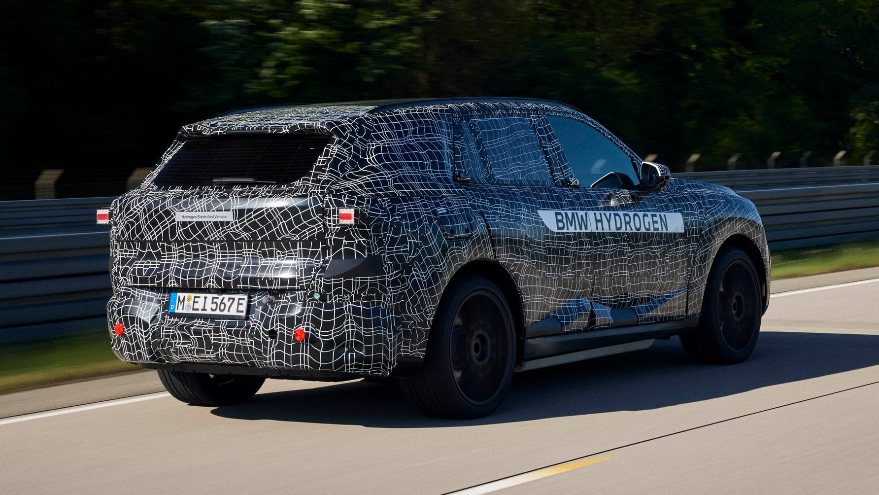 Confirmed: BMW’s new iX5 Hydrogen will do 385 miles on a tank | Top Gear