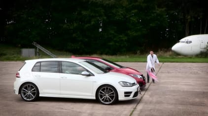 Top Gear drag races #5: Honda Civic Type R vs VW Golf R | Top Gear