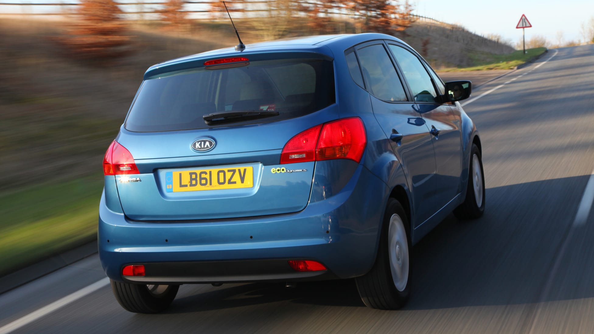 Kia Venga Interior Layout & Technology | Top Gear