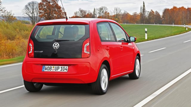 Volkswagen Up Driving, Engines & Performance | Top Gear