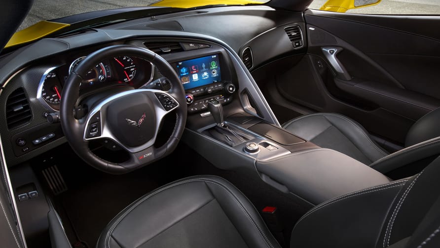 Corvette Stingray Interior Layout & Technology | Top Gear