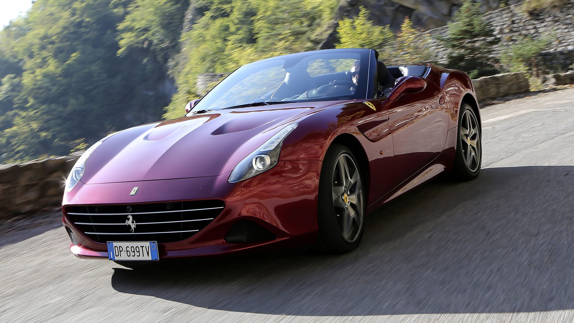 Ferrari California T Interior Layout & Technology | Top Gear